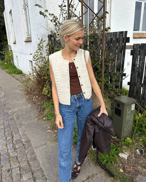 Esther Vest – PetiteKnit