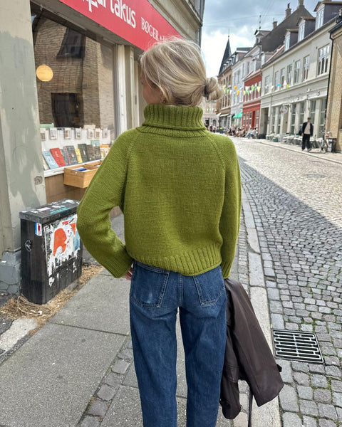 Amy Sweater – PetiteKnit