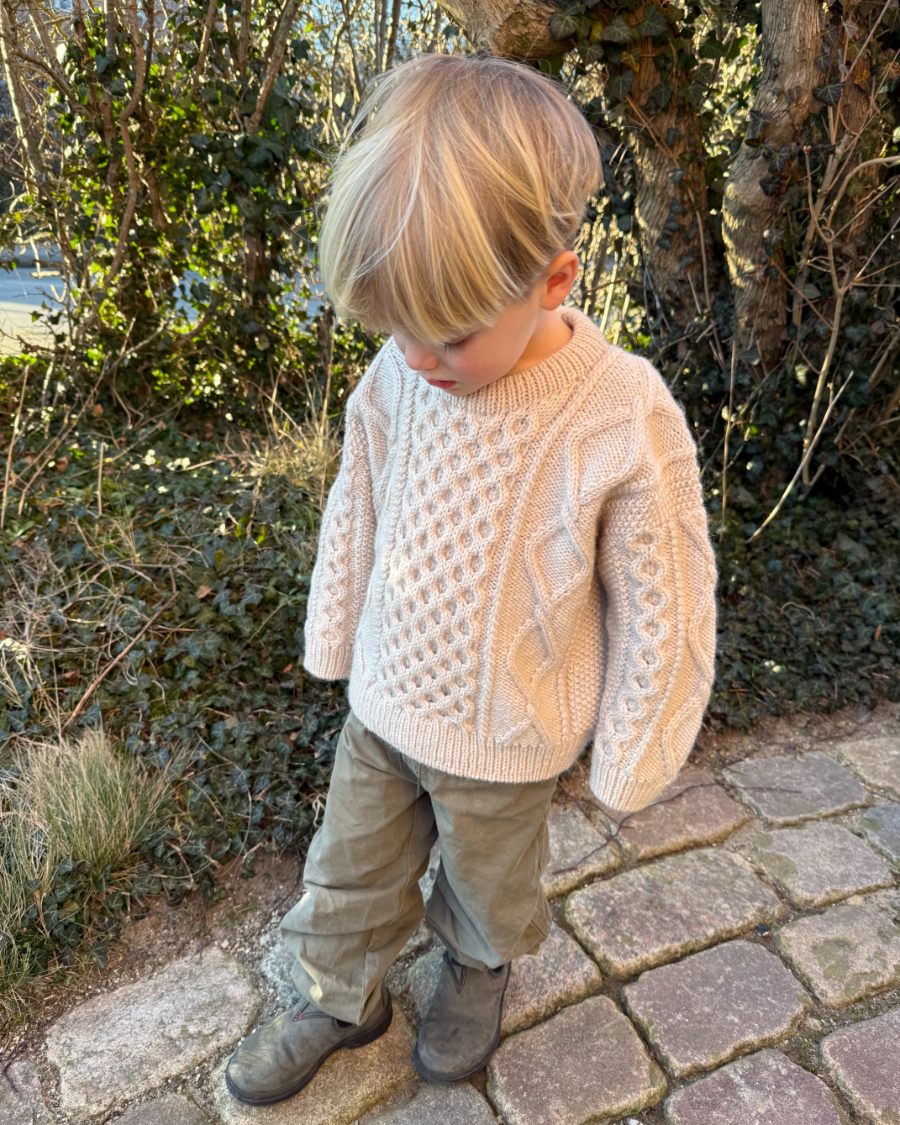 Dagmar Sweater Junior – PetiteKnit