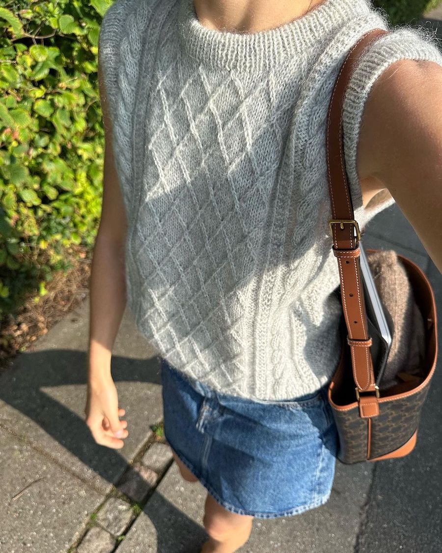 Moby Slipover – PetiteKnit