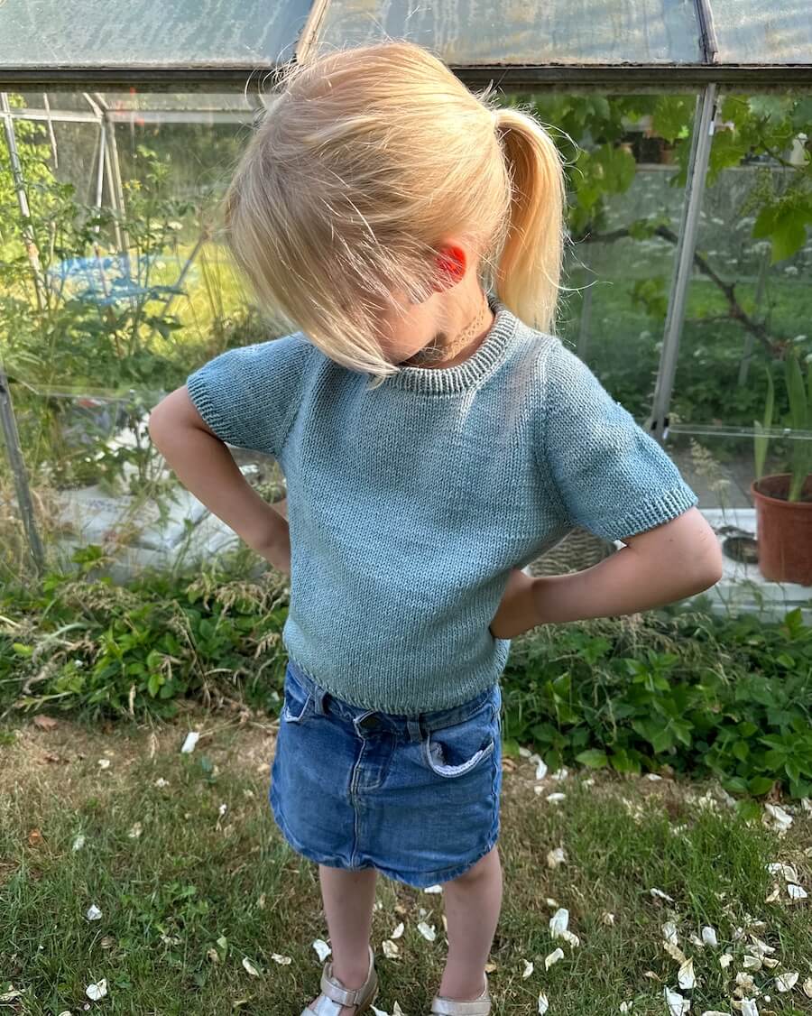 Poppy Tee Junior – PetiteKnit