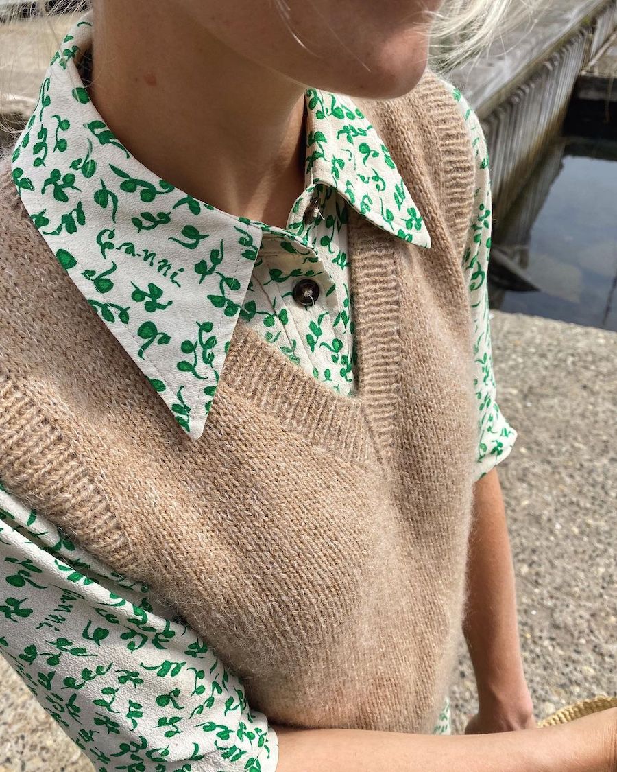 Stockholm Slipover V-neck – PetiteKnit